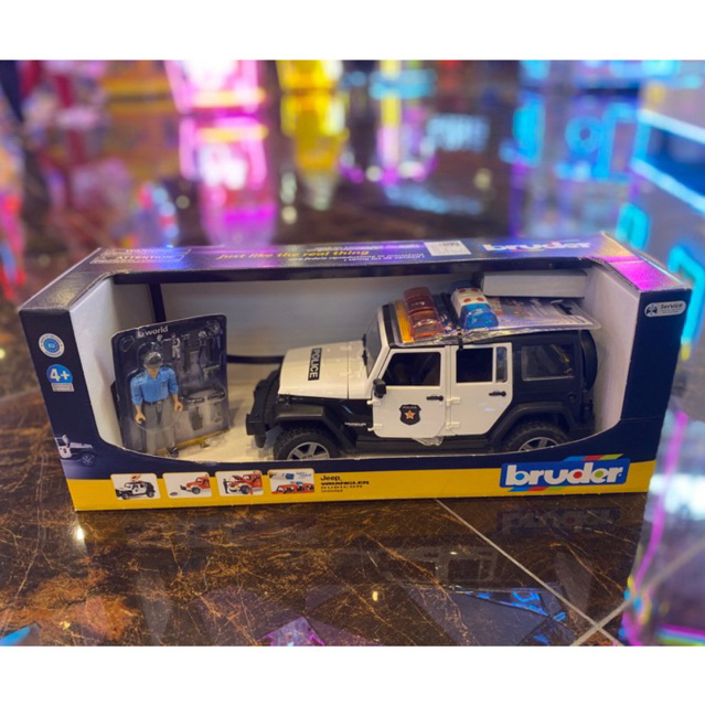 Jual Bruder Toys 02526 Jeep Wrangler Unlimited Rubicon Police Vehicle with Policeman Mainan Anak ...