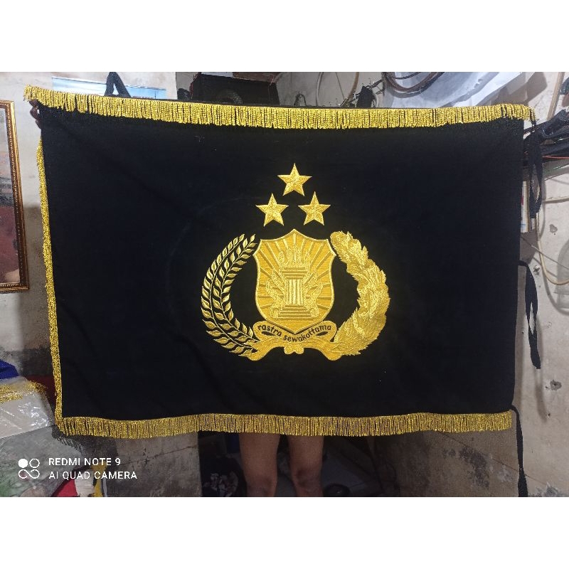 Jual bendera pataka POLRI TERBARU/bendera ruangan/bendera bordir ...