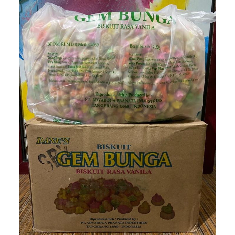 Jual Biskuit Gem Bunga Rasa Vanila 250gram | Shopee Indonesia