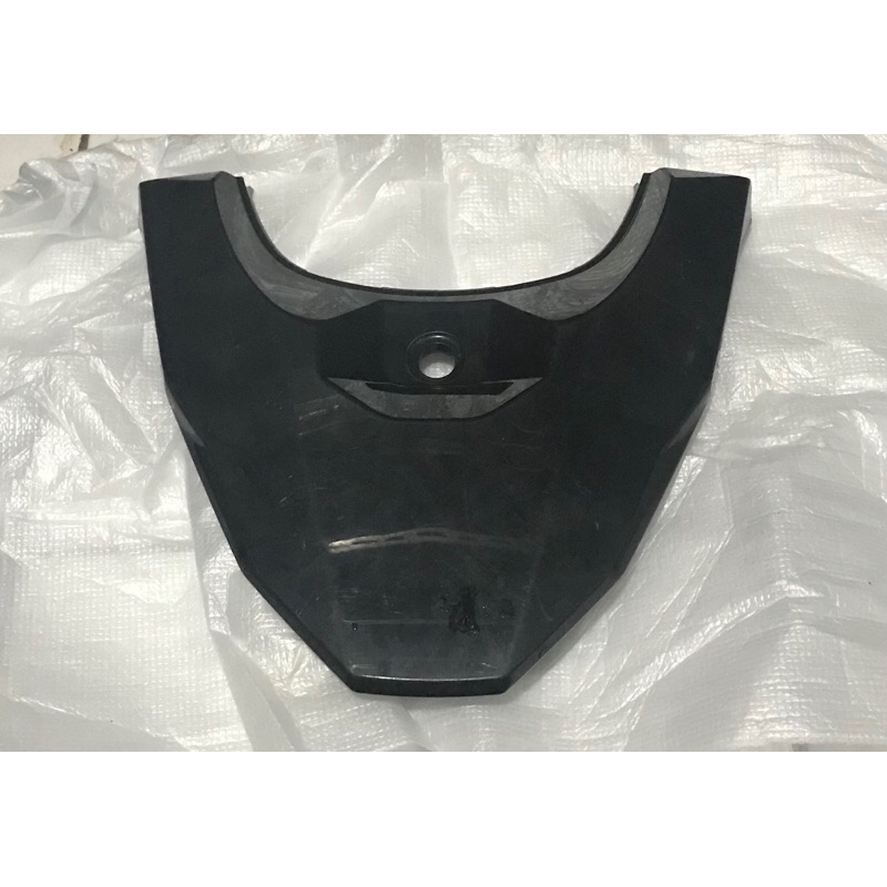 Jual cover RR CENTER SAMBUNGAN BODI BELAKANG VARIO new 160 hitam ...