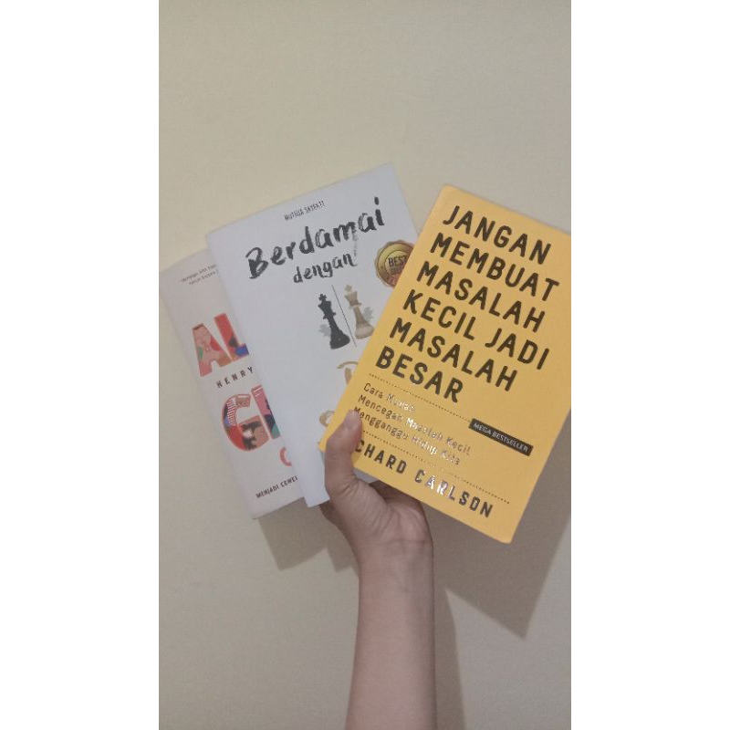 Jual (PRELOVED) Buku Alpha Girls | Berdamai dengan Diri Sendiri| Jangan Membuat Masalah Kecil ...