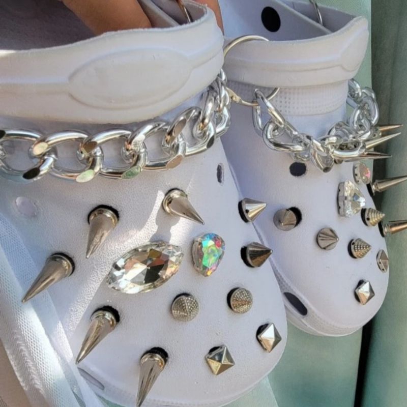 Jual Jibbitz crocs tempelan karet Sepatu sandal kancing Hiasan ...