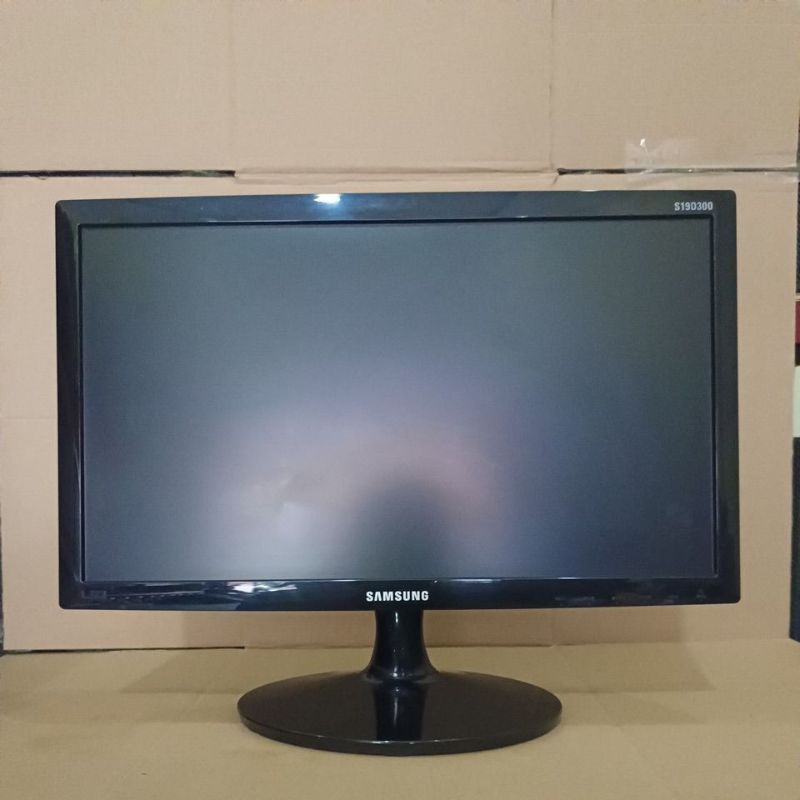 Jual Monitor LED Samsung Model S19D300HY 19 Inch | Shopee Indonesia