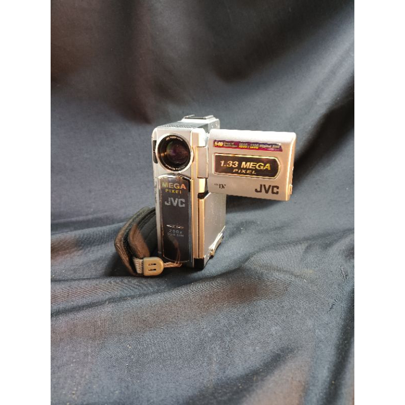 Jual camcoder / handycam jvc mini dv 1.33 megapixel | Shopee Indonesia