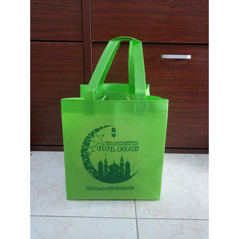 Jual Tas Idul Fitri Spunbond Murah untuk Kotak Nasi, Sajadah, Sembako ...
