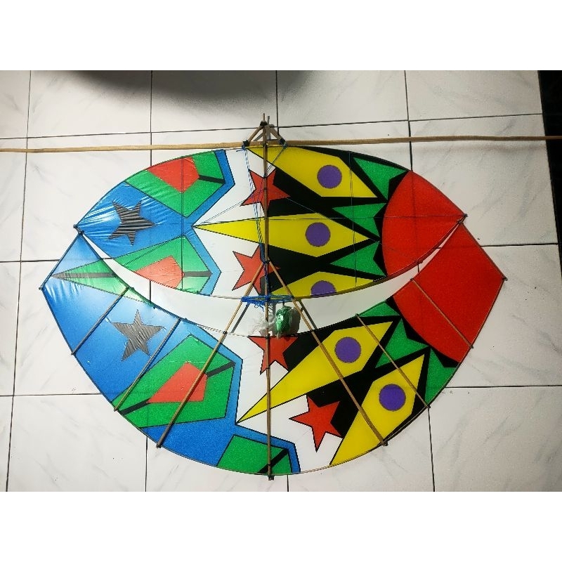 Jual Layangan Pegon Ceper 1 meter motif produk Mas Akma Plastik ajaib ...