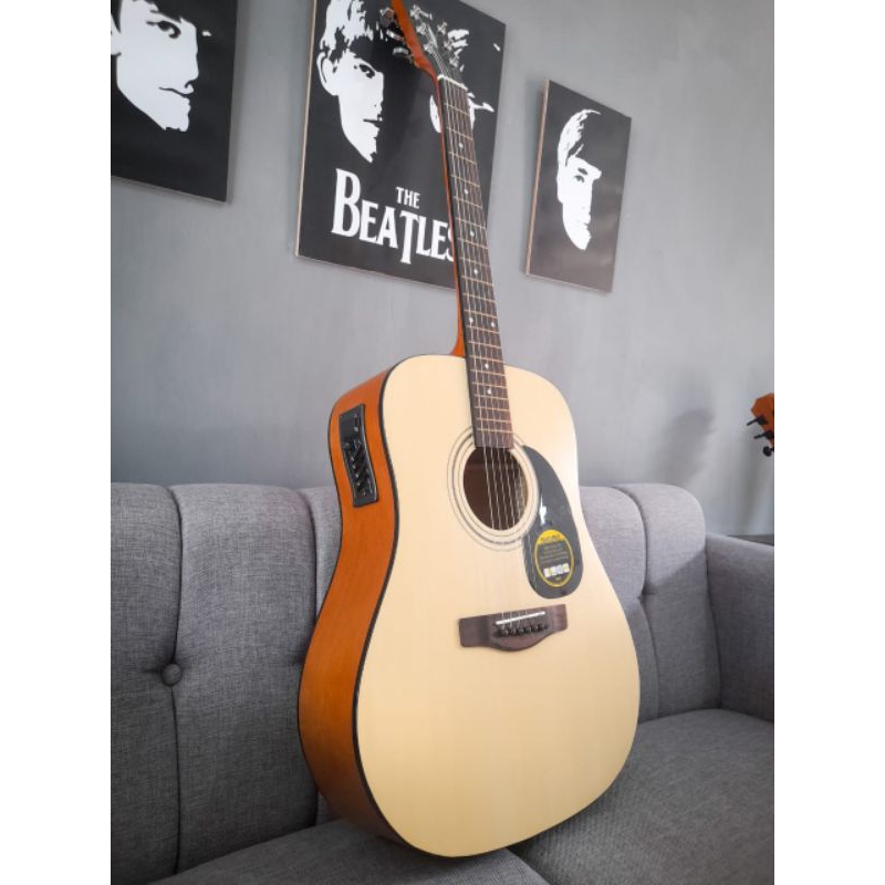 Jual Gitar Akustik cort elektrik jumbo. tanam besi. Tinggal colok sound. free packing kayu4 ...