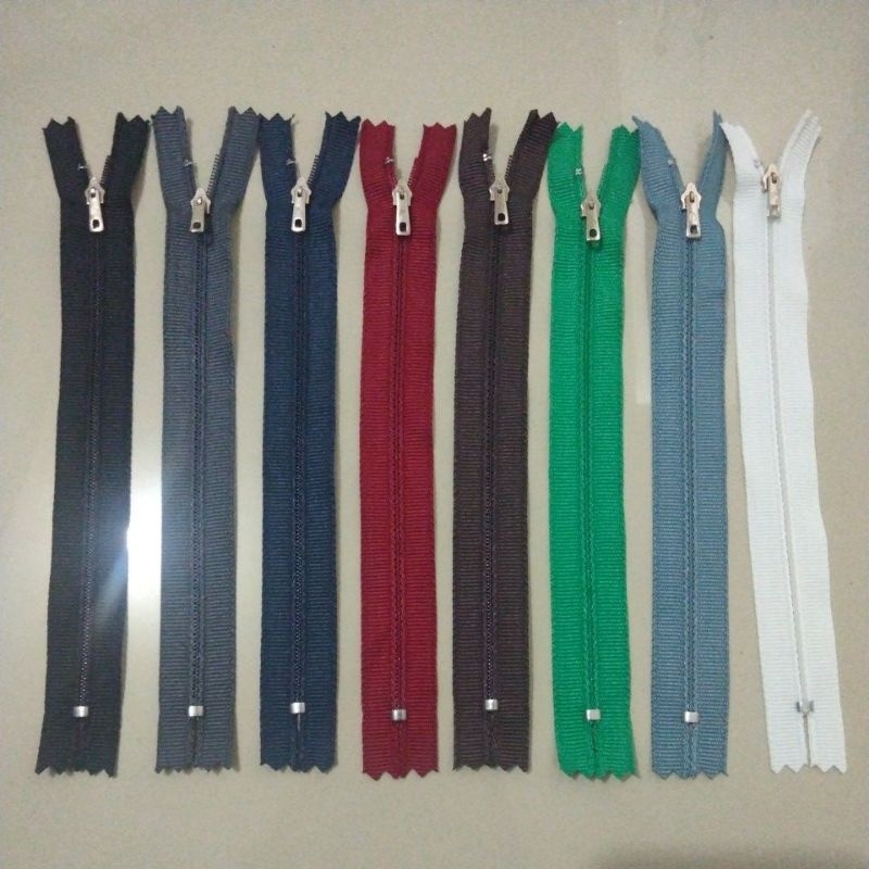 Jual Resleting Nusantara by YKK / Rit / Ritsleting celana / rok murah ...