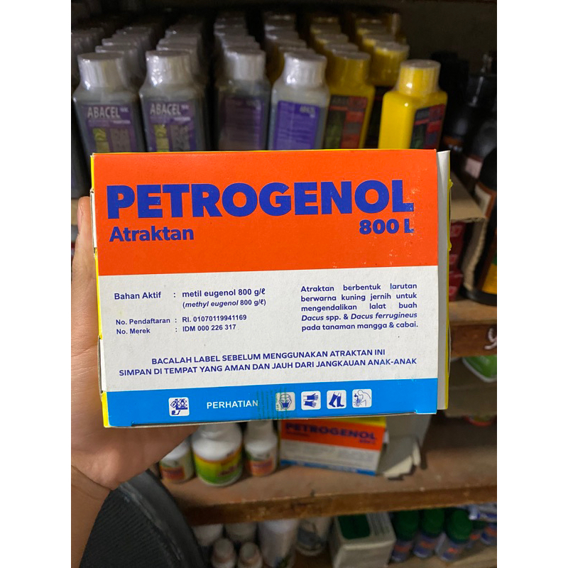 Jual Perangkap lalat buah petrogenol atraktan 800 L 1 box isi 20 @5ml ...