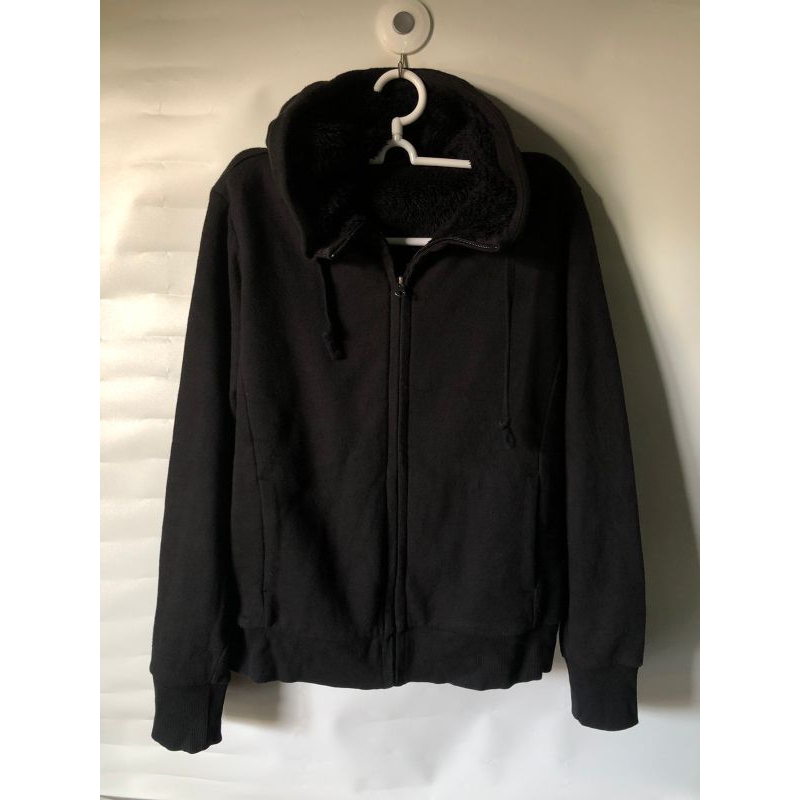 Jual sherpa dalam UNIQLO black | Shopee Indonesia