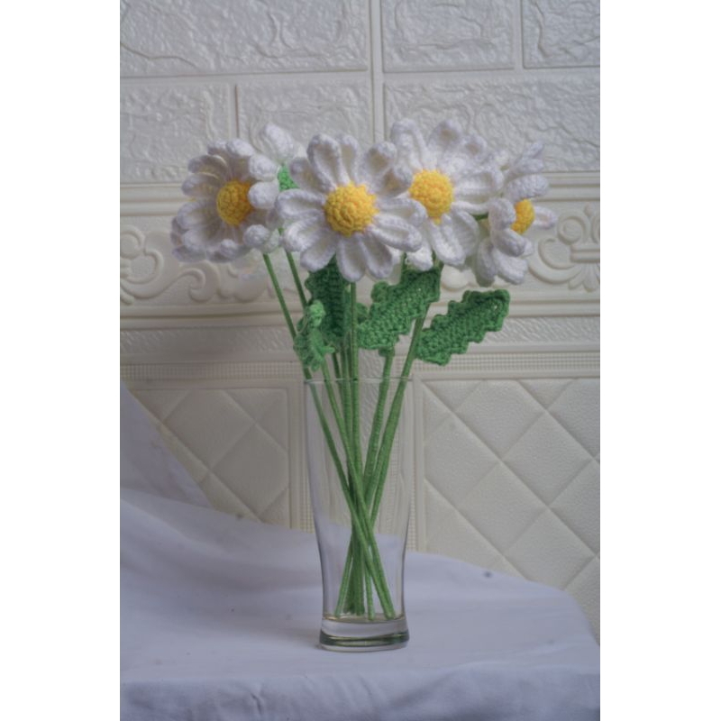 Jual Bunga Daisy Mekar Large Rajut Handmade / Buket Bunga Rajut ...