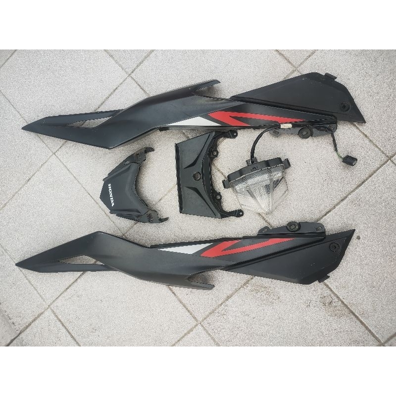 Jual set body belakang honda cbr 150r k45n k45g facelift cbr 150 buntut ...