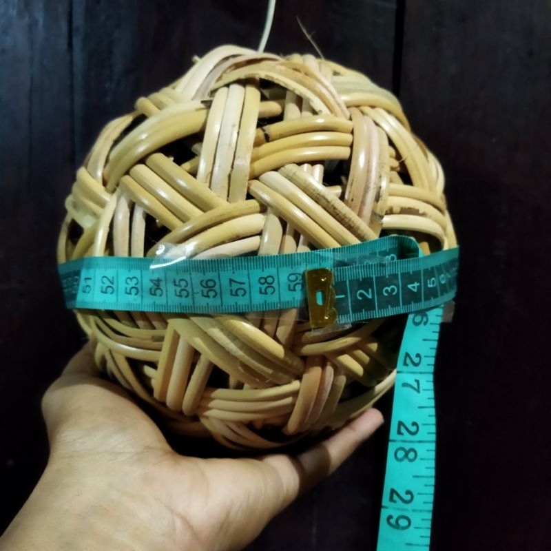 Jual Bola Rotan / Bola Takraw Besar 18 inch | Shopee Indonesia