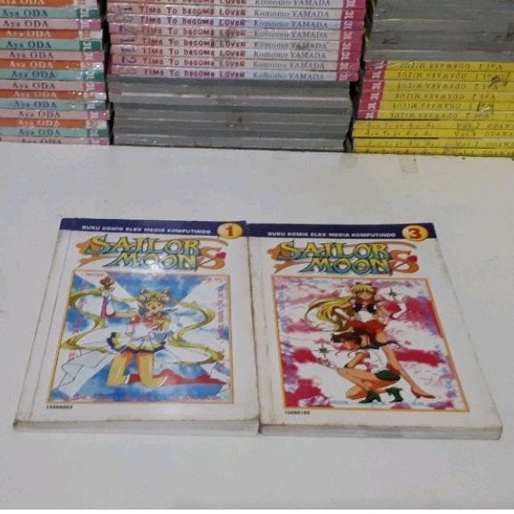 Jual komik warna SAILOR MOON S vol.1 dan 3 Naoko Takeuchi paket 2 buku | Shopee Indonesia