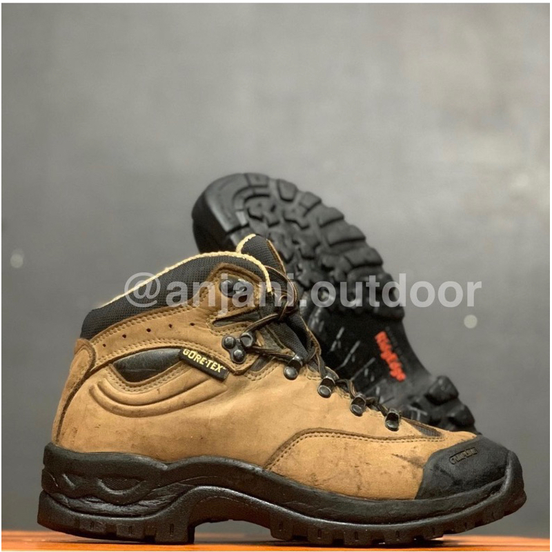 Jual Sepatu Gunung Second Campline | Shopee Indonesia