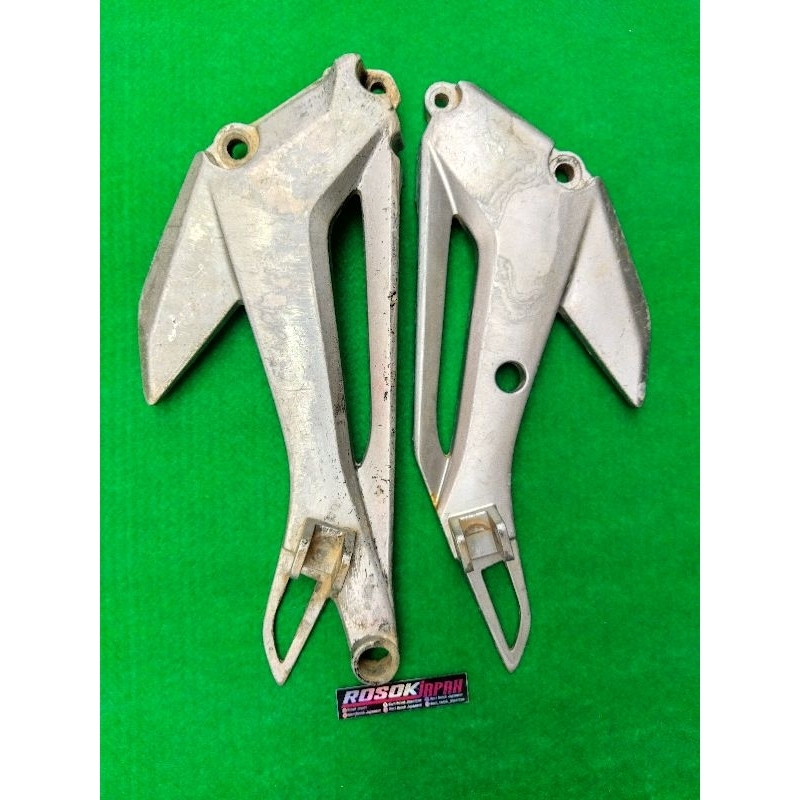Jual Footstep Fostep Dudukan Pijakan Kaki Belakang Megapro Monoshock Mp ...