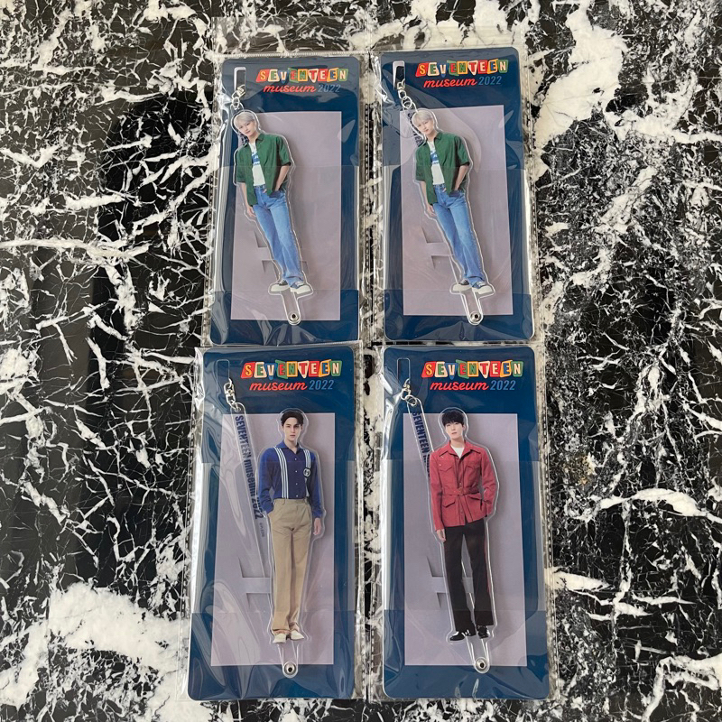 Jual [READY STOCK] SEVENTEEN MUSEUM 2022 JAPAN STANDEE ACRYLIC | Shopee ...