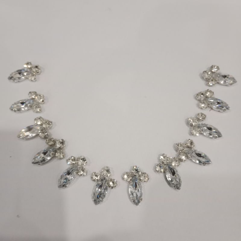 Jual payet rangkai/diamond rangkai/payet tabur/payet leher | Shopee ...