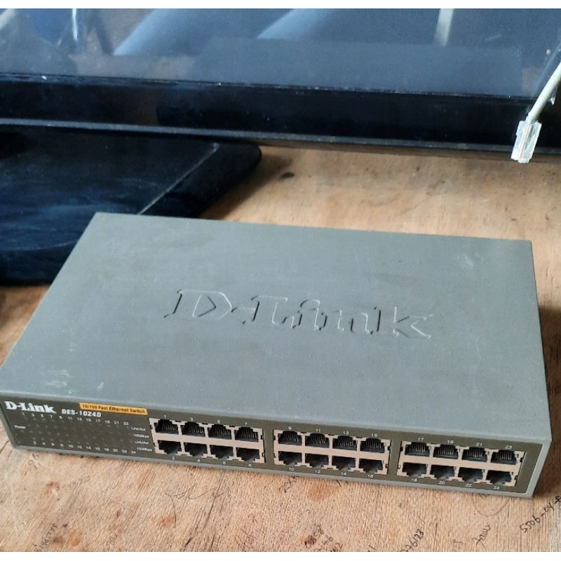 Jual SWITCH HUB D-LINK DES1024D 24 port bok besi | Shopee Indonesia