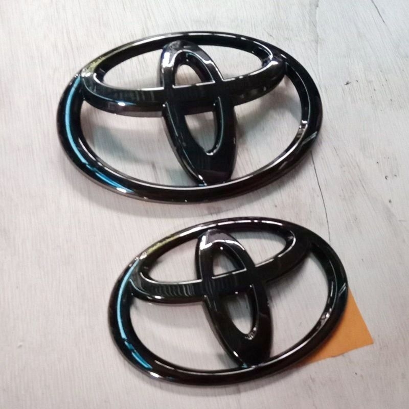 Jual Logo emblem grill depan belakang TOYOTA CALYA HITAM GLOSS satu set ...
