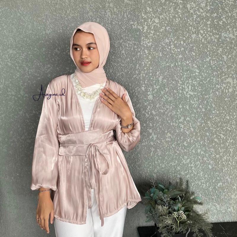 Jual shimer silk outer by aragine [ready stock] | Shopee Indonesia