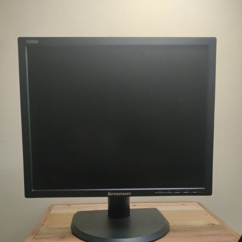 Jual LCD MONITOR MODEL KOTAK LT1913pA KAKI NAIK TURUN LAYAR BISA PUTAR ...