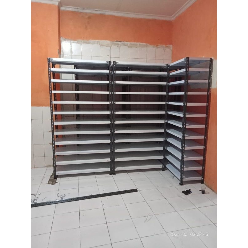 Jual RAK BESI 12 SUSUN TIANG 2 METER FREE KAKI KARET | Shopee Indonesia