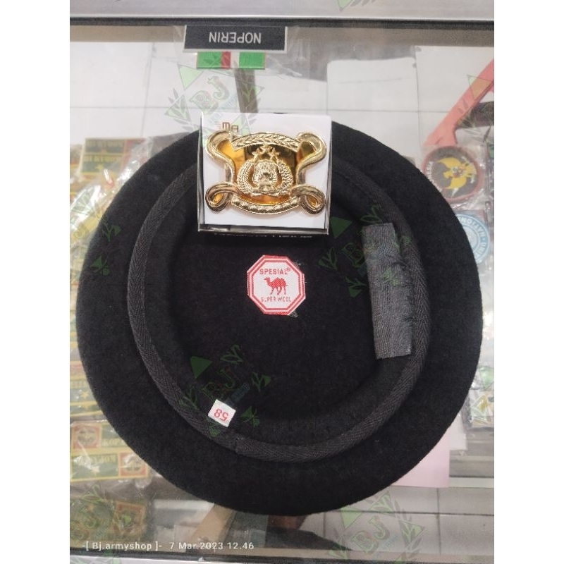 Jual Baret hitam camel merah + emblem sabhara polri | Shopee Indonesia