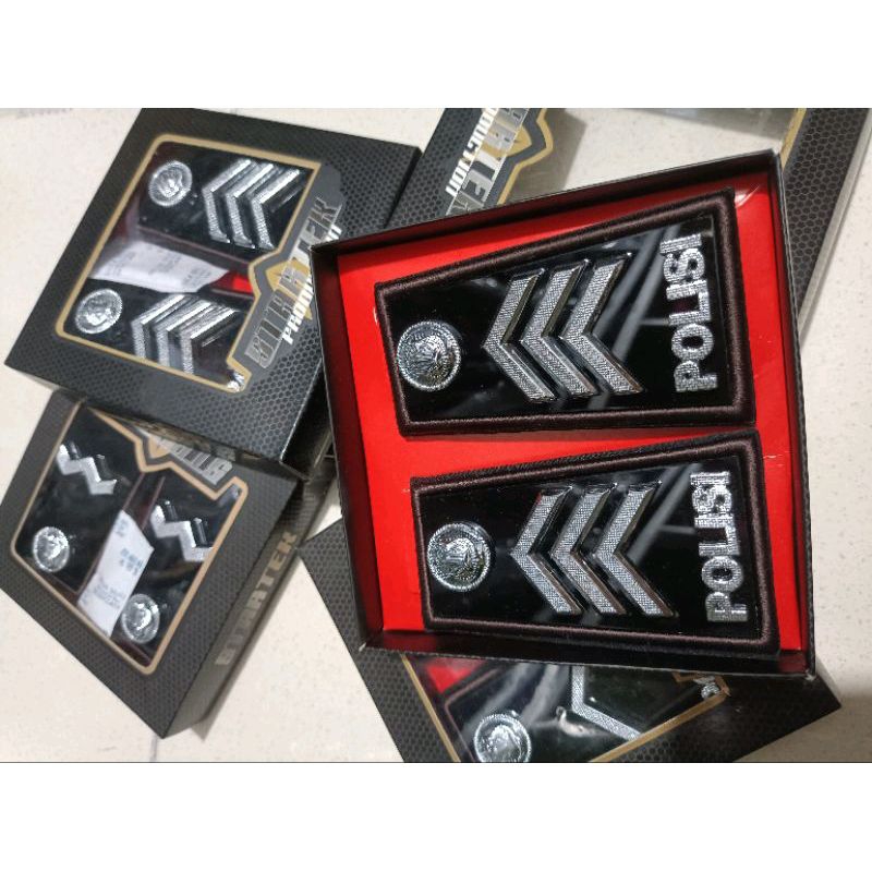 Jual PANGKAT POLISI/ KEWENANGAN/ WING LANTAS, PERLENGKAPAN POLRI ...