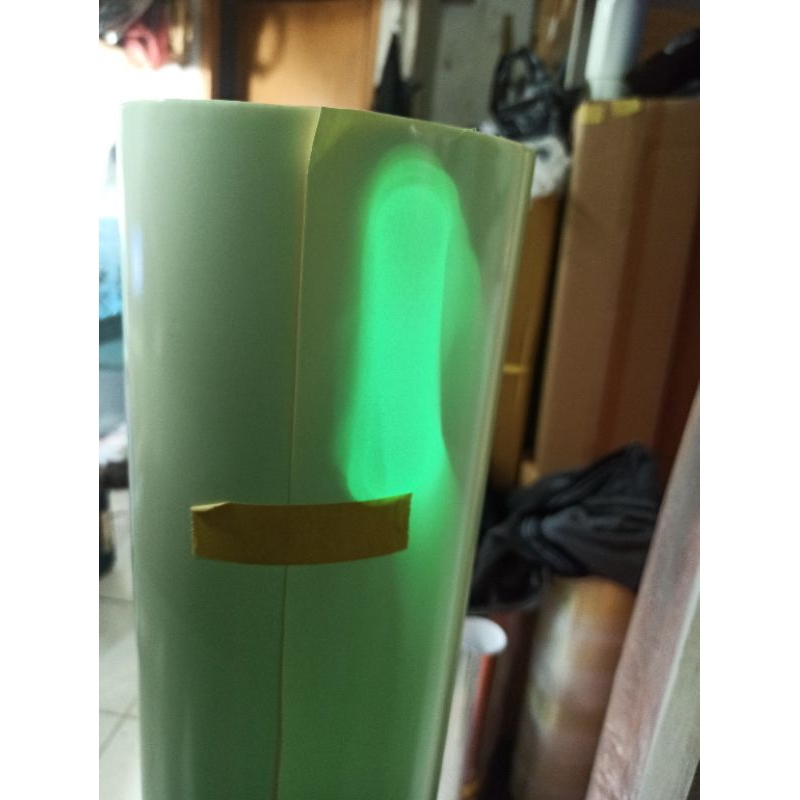 Jual Stiker Fosfor Glow In The Dark 124cm x 100cm | Shopee Indonesia