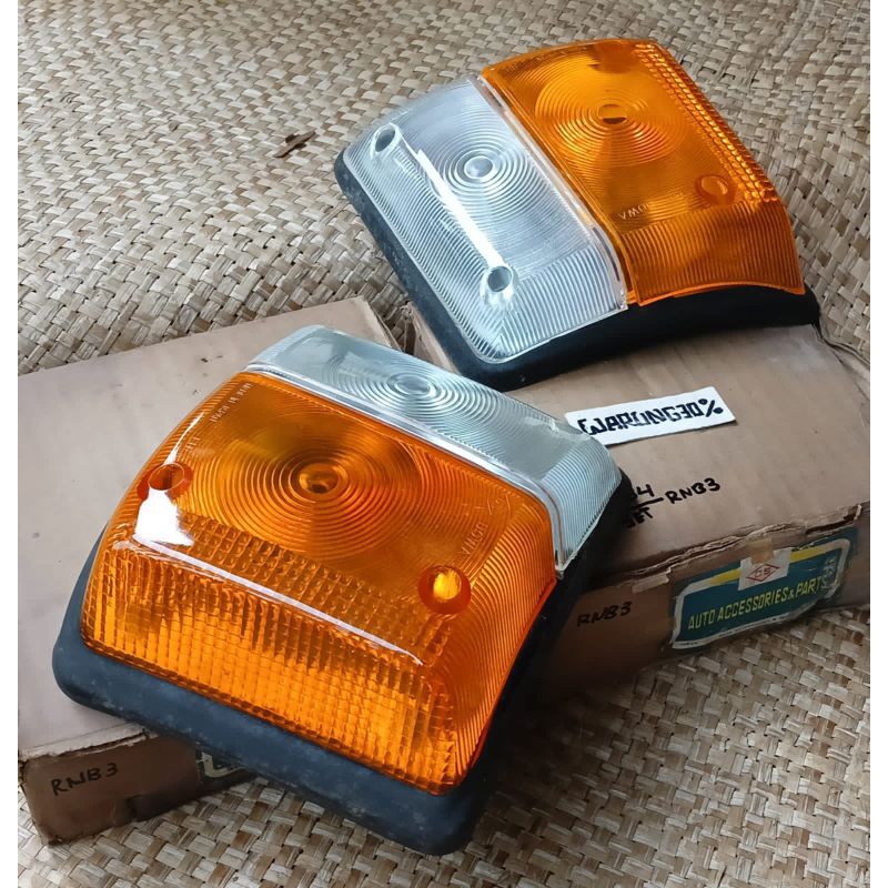 Jual Lampu sein depan Mitsubishi Colt Diesel T200 - T210 ceketer DS ...