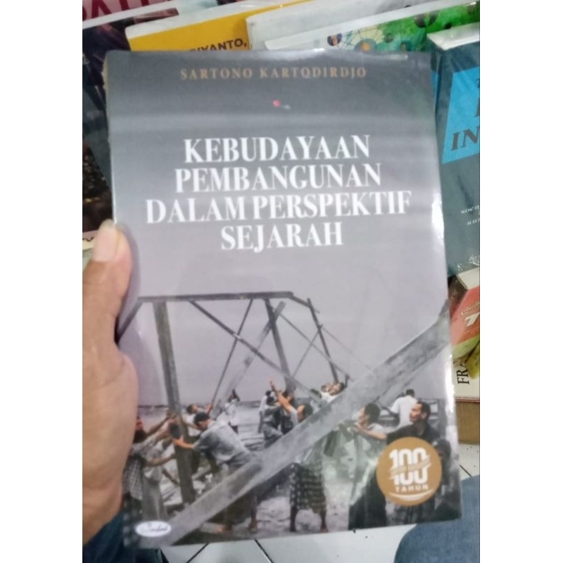 Jual Buku Original Kebudayaan Pembangunan dalam Perspektif Sejarah ...