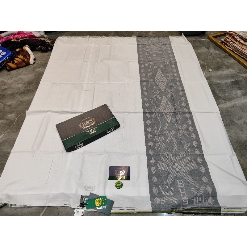 Jual SARUNG BHS COSMO PUTIH POLOS MURAH | Shopee Indonesia