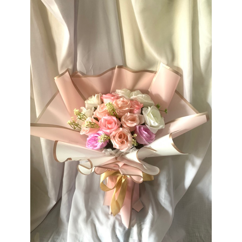 Jual Buket bunga mawar bucket bunga palsu buket wisuda hampers hadiah ...