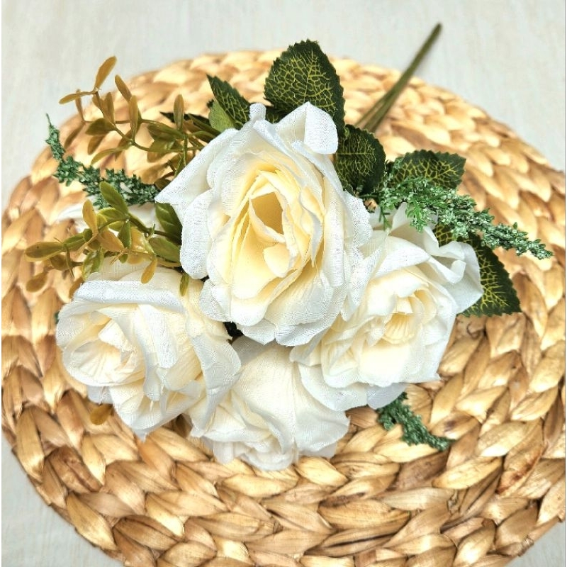 Jual Bunga Mawar Rose Angelica x5 Artificial | Shopee Indonesia