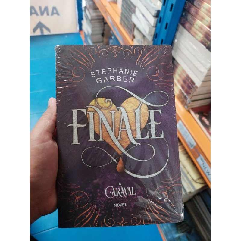 Jual FINALE Caraval Series Stephanie Garber | Shopee Indonesia