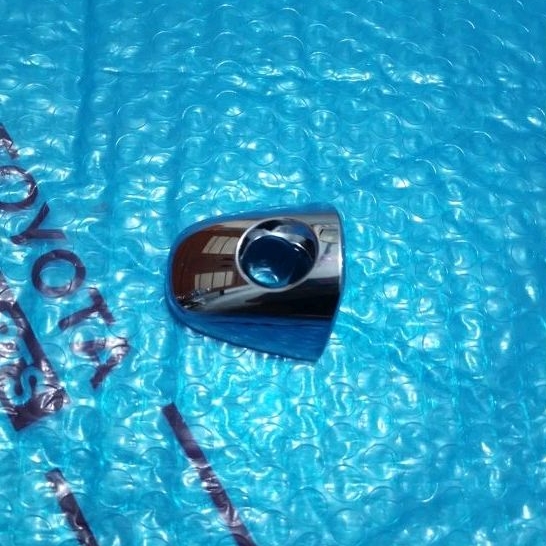 Jual Cover Anak Lobang Kunci Chrome Innova Reborn Fortuner Vrz Hilux ...