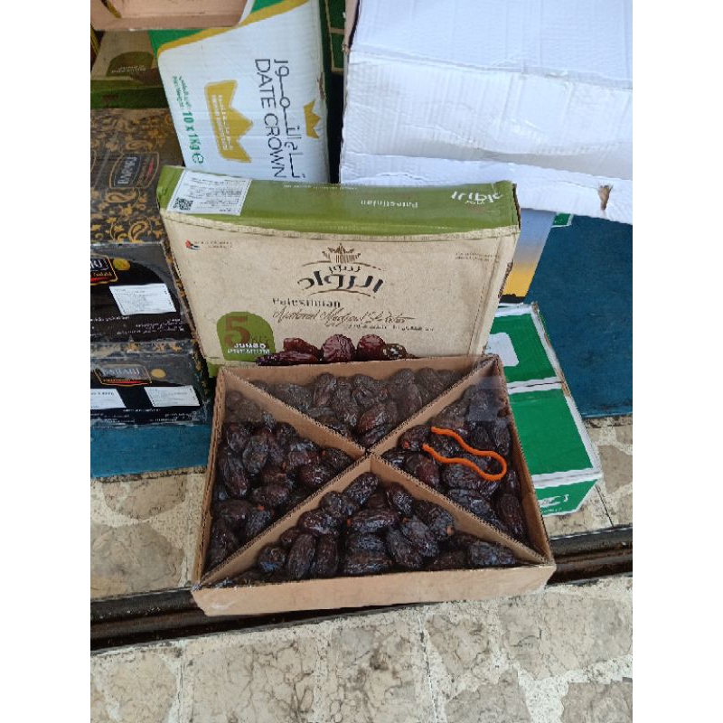 Jual KURMA PALESTINIAN MEDJOUL (1Box=5Kg) | Shopee Indonesia
