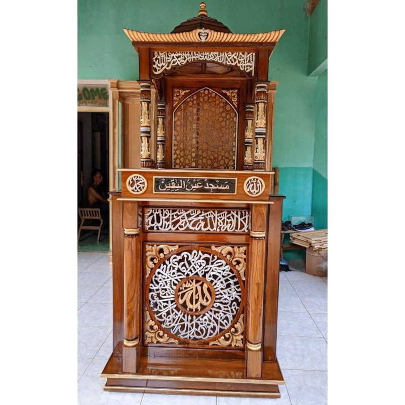 Jual Mimbar masjid kaligrafi dengan tiang mimbar masjid terbaru ...