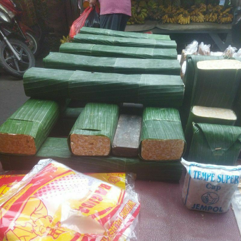 Jual Tempe 1 lonjor berat sekitar 850 gram harga grosir | Shopee Indonesia
