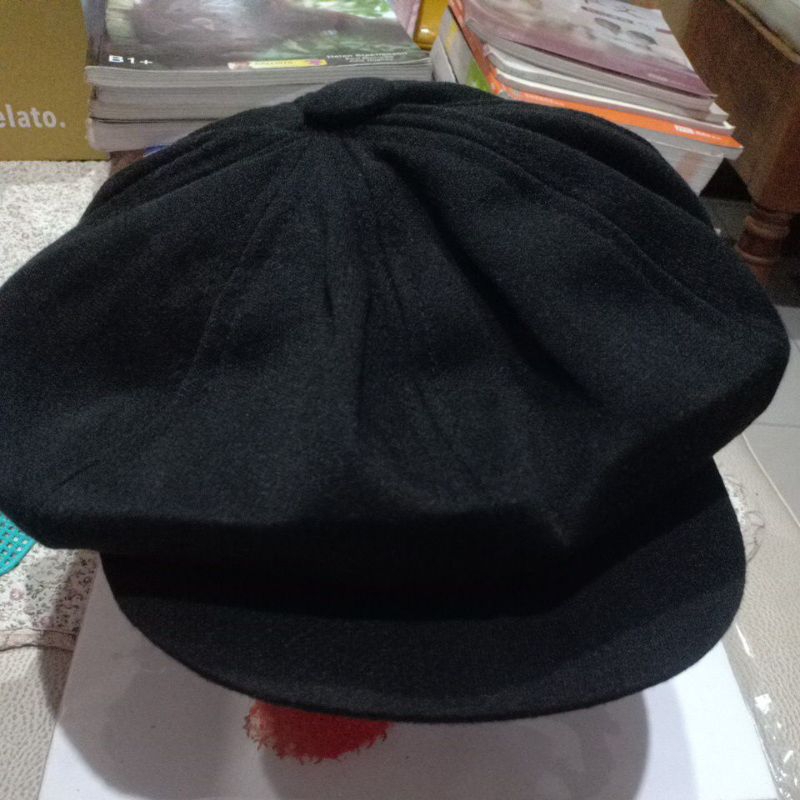Jual topi hitam newsboy peaky blinders | Shopee Indonesia