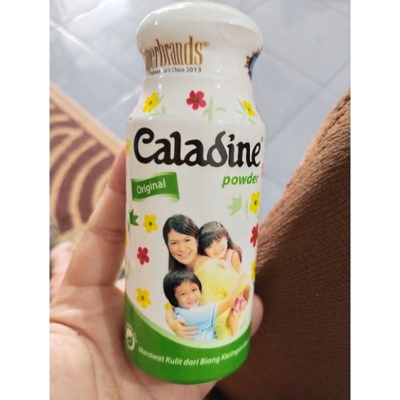 Jual Caladine 60gr powder bedak tabur original | Shopee Indonesia