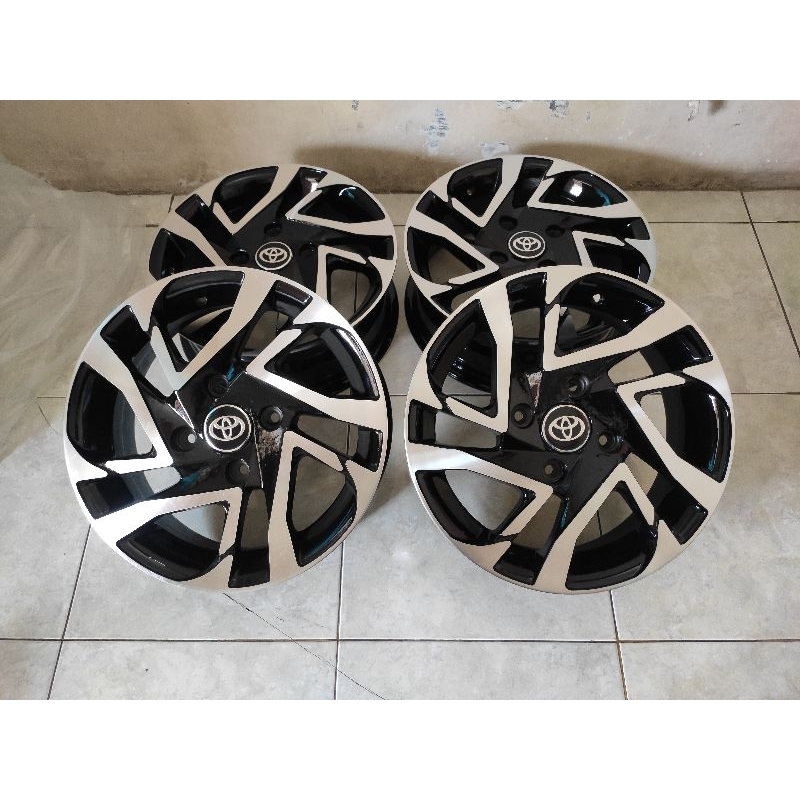 Jual Velg Mobil Avanza Veloz R15 Set | Shopee Indonesia
