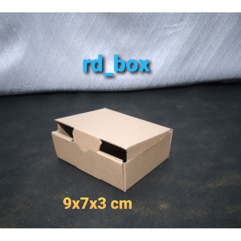 Jual kardus/box/dus/kotak 9x7x3 cm,box model pizza,kotak souvenir ...