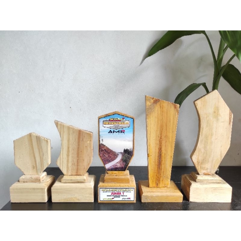 Jual PLAKAT KAYU | PIALA KAYU | PIAGAM KAYU | SOUVENIR KAYU NATURAL ...