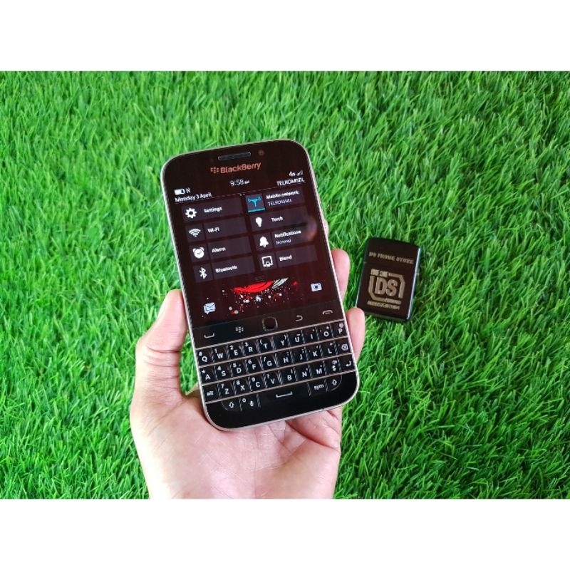 Jual BLACKBERRY CLASSIC Q20 HITAM (PART 51) | Shopee Indonesia