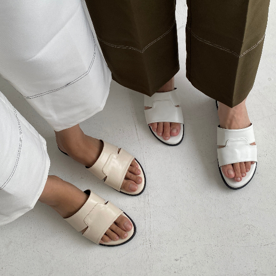 Jual ATTERA - CHALA (cream/white) | Shopee Indonesia