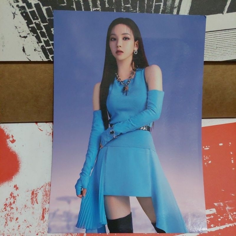 Jual Aespa Official PostCard Karina Savage Album Sync Dive Version ...