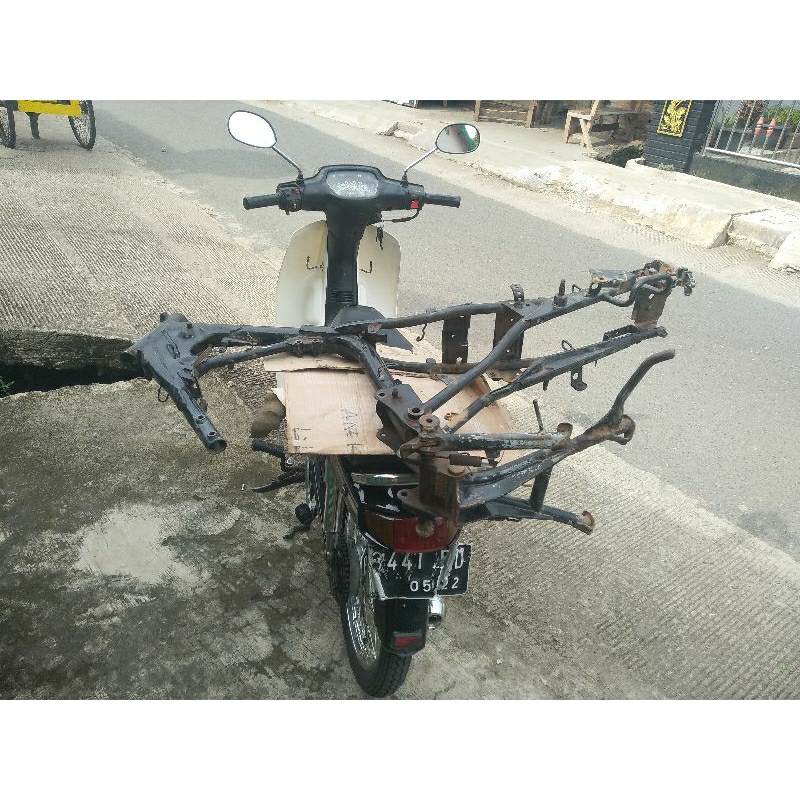 Jual rangka Tiger Revo copotan original bukan rangka gl max cb100 Mega ...