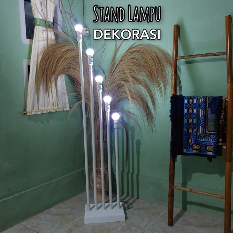 Jual standing lampu dekorasi. stand lampu pipa conduit.tatakan kayu ...